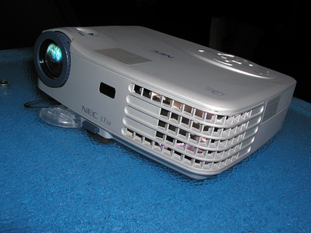 Nec LT20 XGA DLP